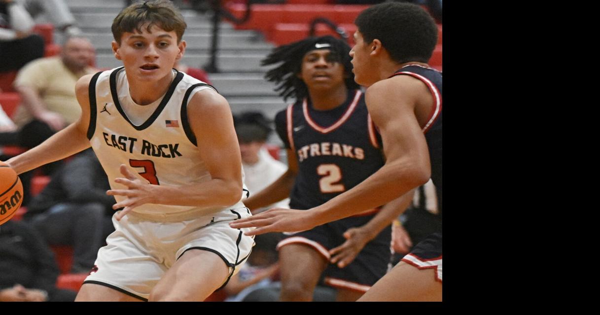 East Rock Takes Down Harrisonburg | East Rockingham | dnronline.com
