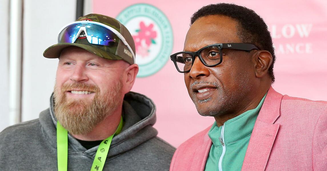 Football legend Tim Brown returns to Apple Blossom | Sports | dnronline.com