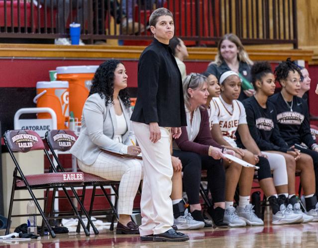 Basketball: Bridgewater vs. Roanoke | Photo | dnronline.com