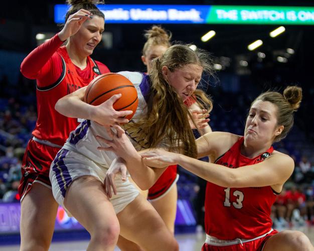 Huskies Handle James Madison At AUBC | Local College Sports | dnronline.com