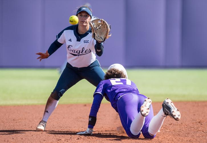 Softball: JMU vs. Georgia Southern | Photo | dnronline.com