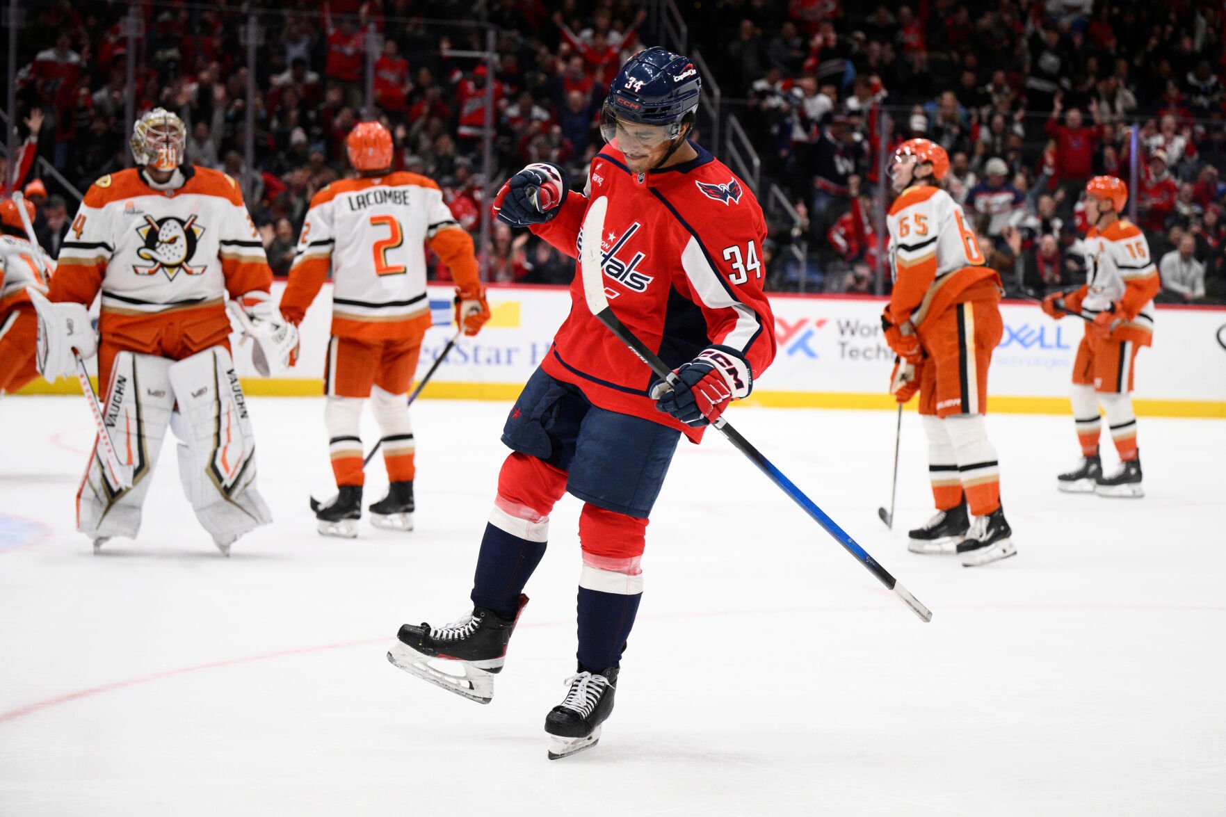 Justin Sourdif scores his first hat trick to lead the Capitals to a 7-4 ...