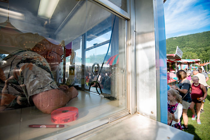 Round And Round | Rockingham County | dnronline.com