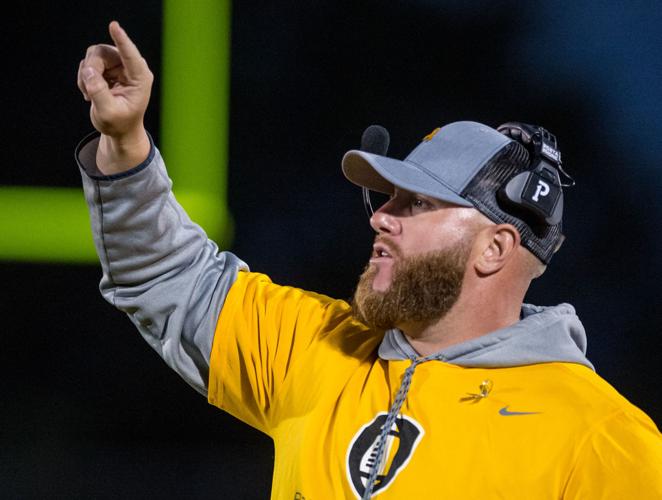 Football: Broadway vs. Turner Ashby | Photo | dnronline.com