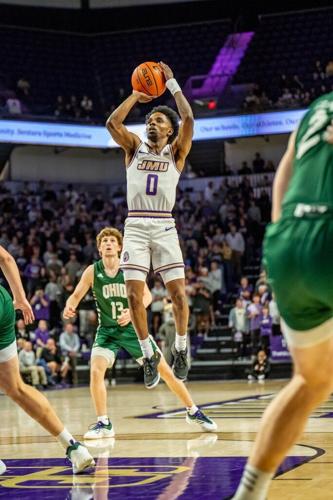Dukes handle Ohio in season opener | James Madison University | dnronline.com
