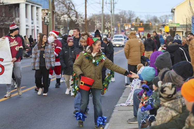 Bridgewater Christmas parade brings community together | News ...