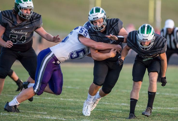 Football: Broadway vs. Strasburg | Photo | dnronline.com
