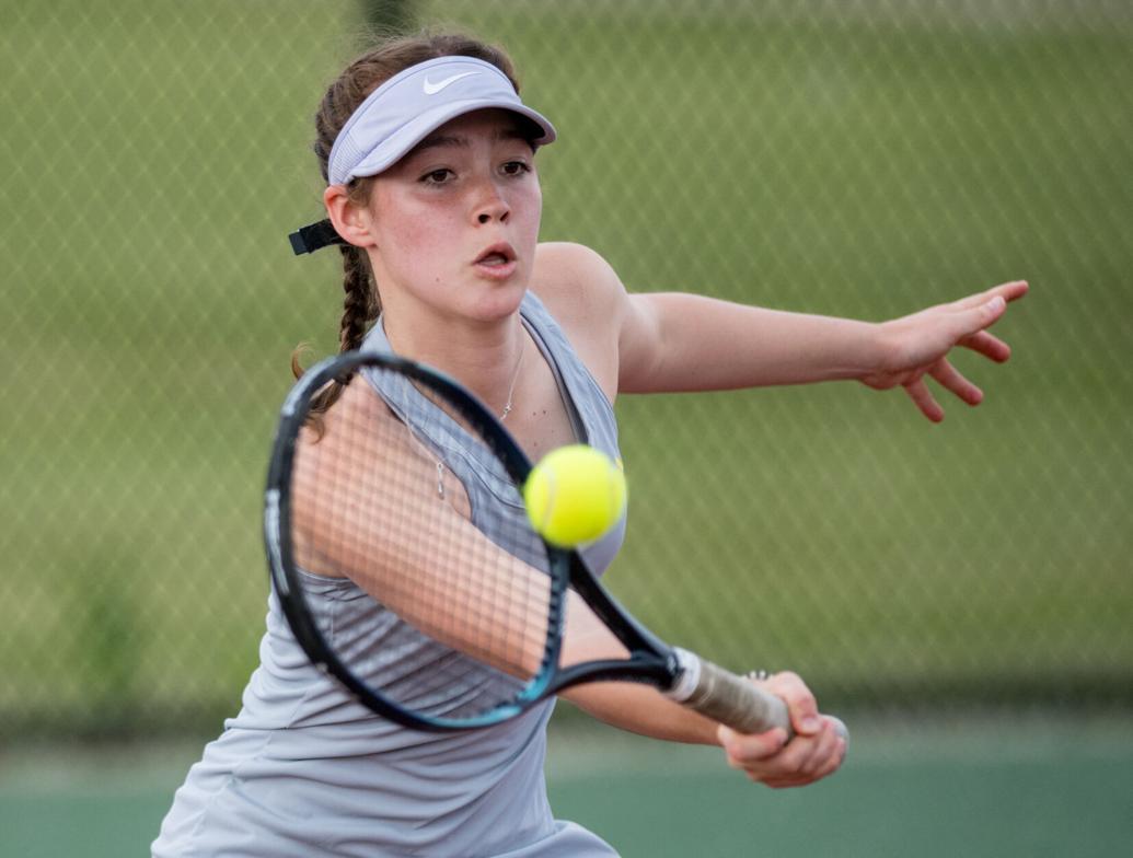 Trailblazers Remain Perfect, Advance To 3C Title Match | Spotswood | dnronline.com