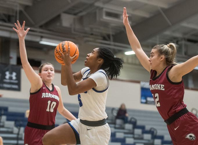 Basketball: EMU vs. Roanoke | Photo | dnronline.com