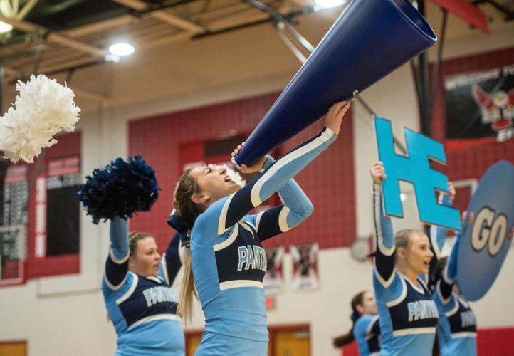 Cheerleading: Bull Run District Tournament | Photo | dnronline.com