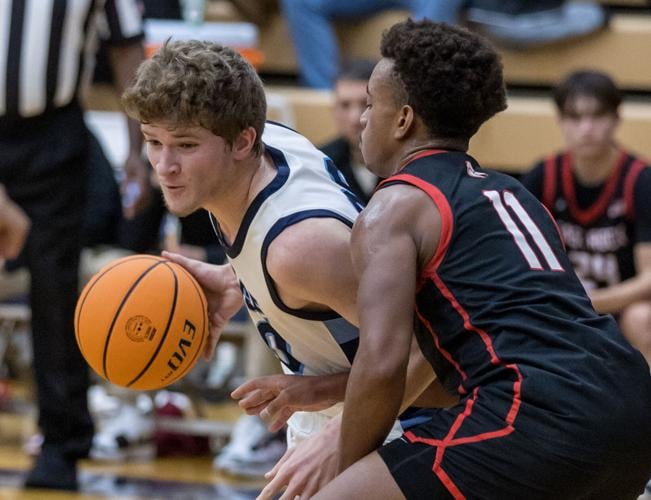 Eagles push past Panthers in nail-biter | High School | dnronline.com