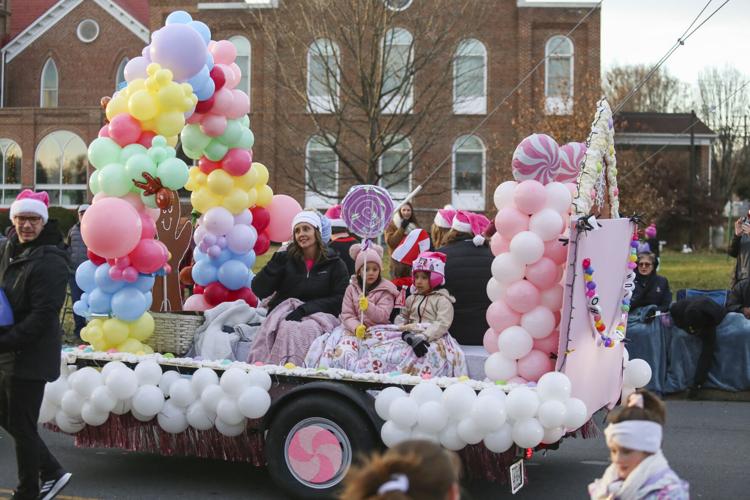 Bridgewater Christmas parade brings community together | News ...