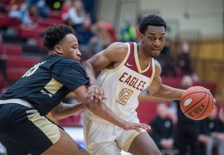 Mens Basketball: Bridgewater vs. Ferrum | Photo | dnronline.com