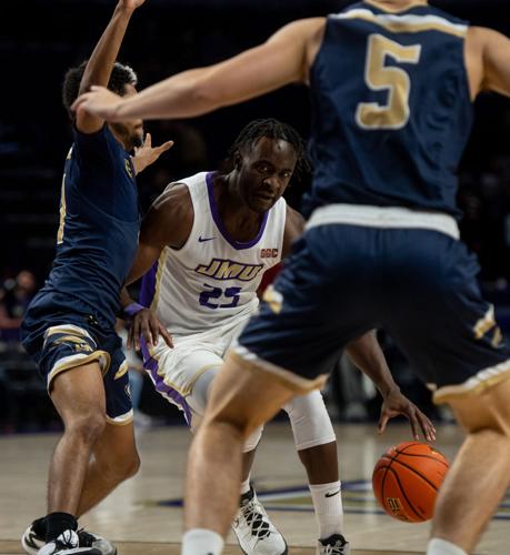 Basketball: JMU vs. Gallaudet | Photo | dnronline.com