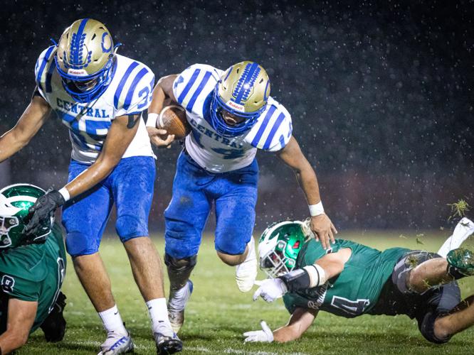 Falcons Hold Off Gobblers | Sports | dnronline.com