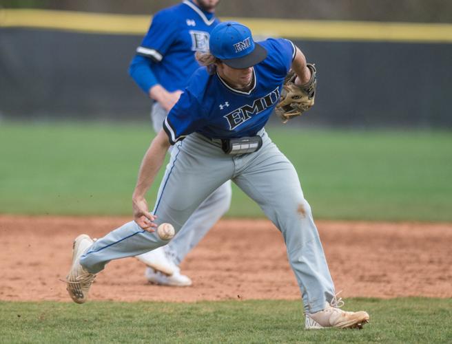 Baseball: Bridgewater vs. EMU | Photo | dnronline.com