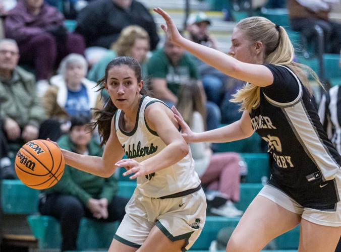 Basketball: Broadway vs. Turner Ashby | Photo | dnronline.com