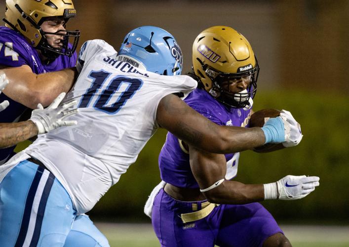 Cignetti Says Dukes Continue To Handle Distractions Well | James Madison | dnronline.com
