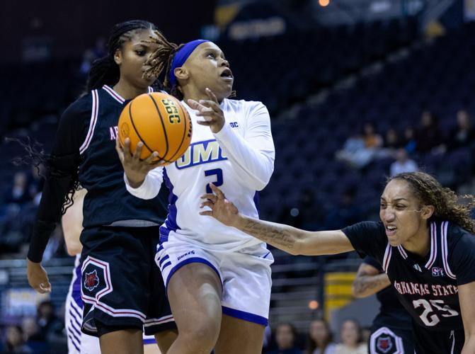 At-large hopes real, but out of Dukes' hands | James Madison University | dnronline.com