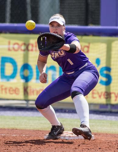 Softball: JMU vs. Louisiana | Photo | dnronline.com