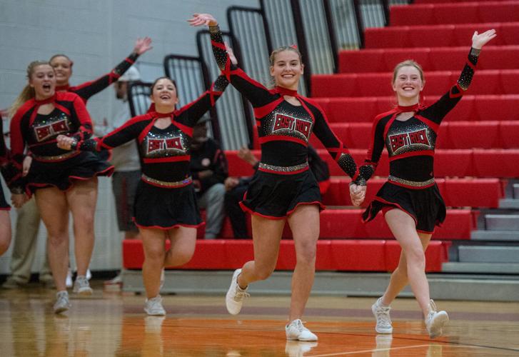 Cheerleading: Bull Run District Tournament | Photo | dnronline.com