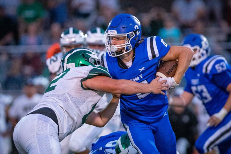 Football: Fort Defiance vs. Broadway | Photo | dnronline.com
