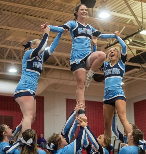 Cheerleading: Bull Run District Tournament | Photo | dnronline.com