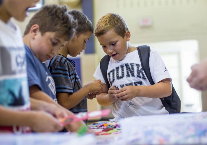 Reading Parties Served Close to 1K Students | Dnronline | dnronline.com