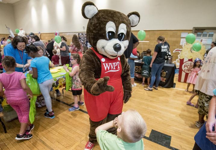 Fans Celebrate WVPT's 50th Birthday | Dnronline | dnronline.com