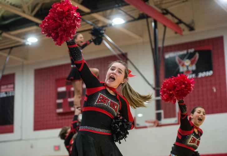 Cheerleading: Bull Run District Tournament | Photo | dnronline.com