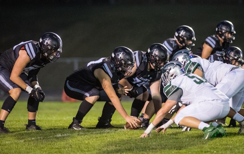 Football: Turner Ashby vs. Broadway | Photo | dnronline.com