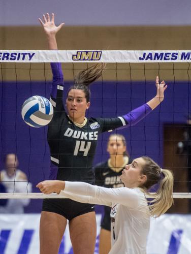 Dukes Begin Practice Focused On Title Defense | James Madison ...