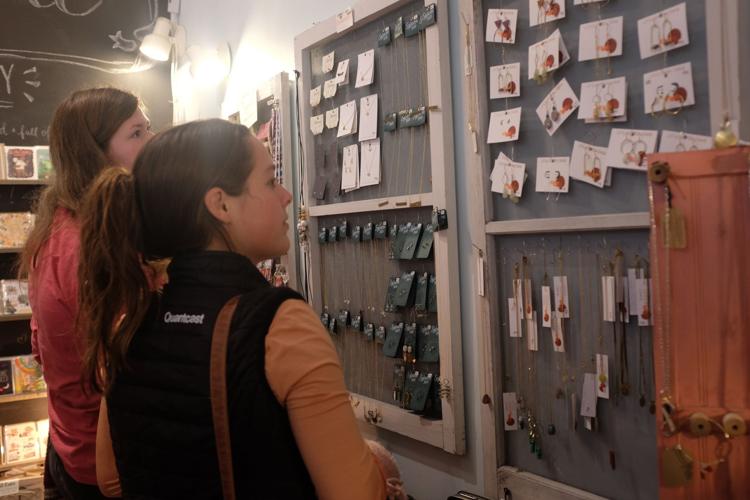 Locals And Tourists Hit The Streets For Small Business Saturday ...