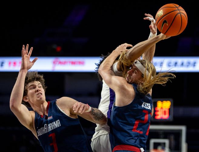 Basketball: JMU vs. South Alabama | Photo | dnronline.com