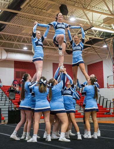 Cheerleading: Bull Run District Tournament | Photo | dnronline.com