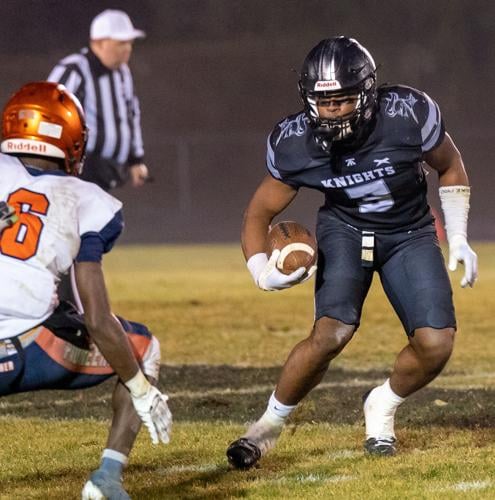 Football: Turner Ashby vs. Heritage | Photo | dnronline.com