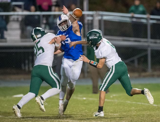 Football: Fort Defiance vs. Wilson Memorial | Photo | dnronline.com