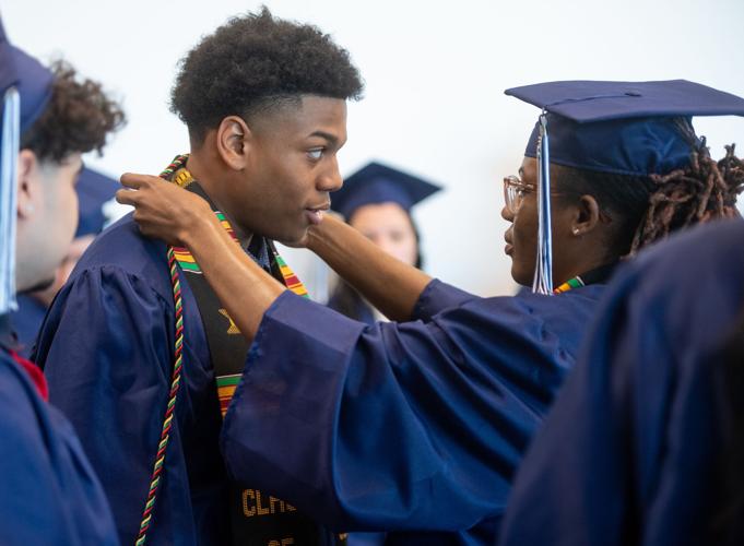 Harrisonburg Graduation | Photo | dnronline.com