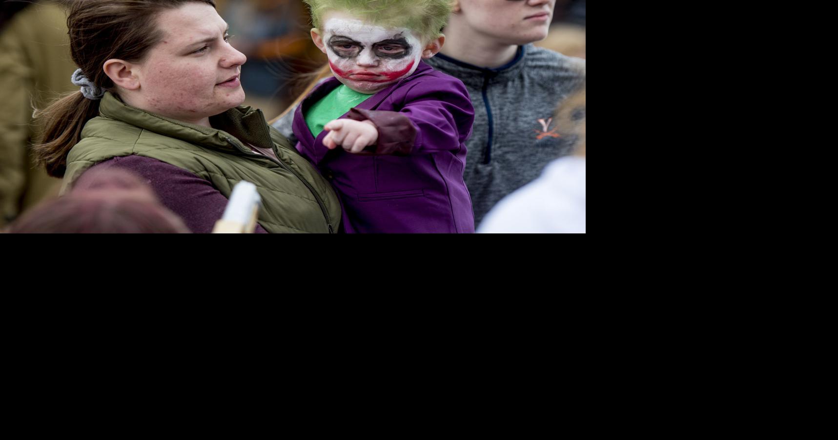Skeleton Fest Draws 3,500 Plus | Dnronline | dnronline.com