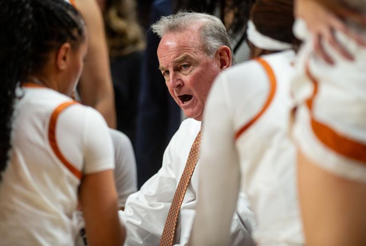 Longhorns blitz past Dukes for blowout victory | James Madison ...