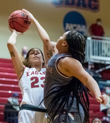 Height Is Key For Bridgewater's Alsberry | Local College Sports ...