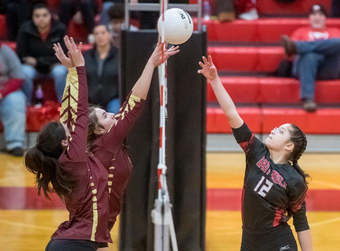 Volleyball: East Rockingham vs. Poquoson | Photo | dnronline.com