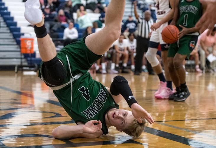 Basketball: Harrisonburg vs. Broadway | Photo | dnronline.com