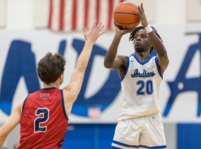 Basketball: Fort Defiance vs. LCA | Photo | dnronline.com