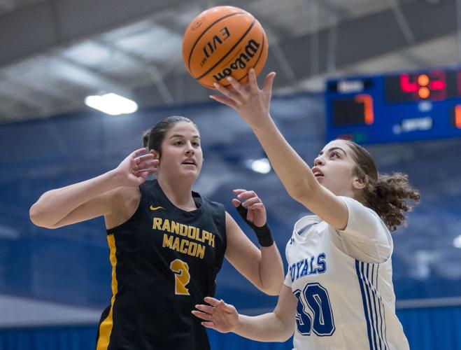 Royals put up valiant effort, but ultimately suffer eighth consecutive ...