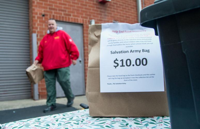 Local Family Food Drive Celebrates Its 15th Year Collecting Food For ...