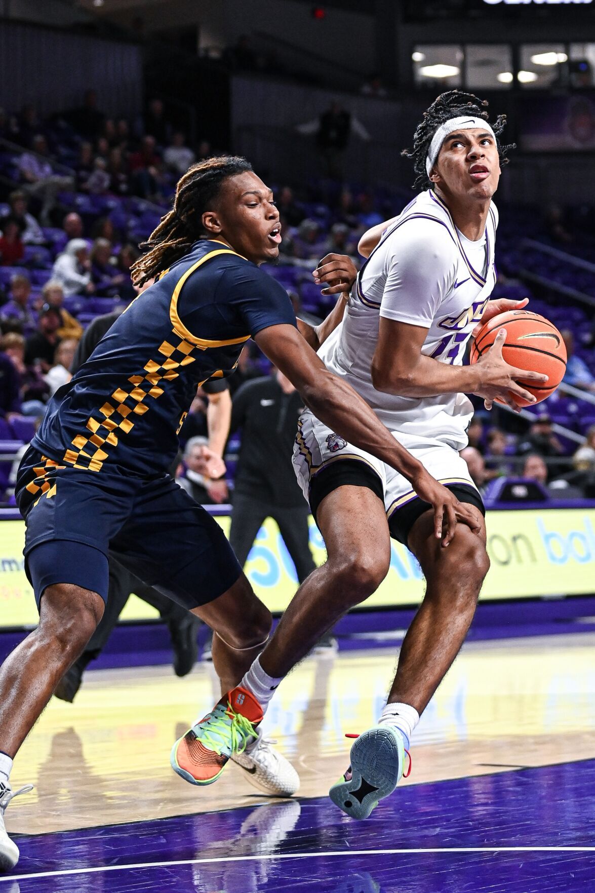 Dukes handle Coppin State with defense, deep shots | James Madison University | dnronline.com