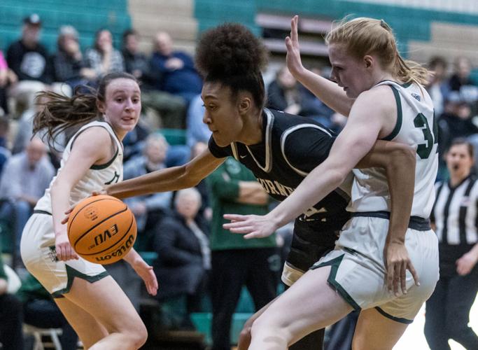 Basketball: Broadway vs. Turner Ashby | Photo | dnronline.com