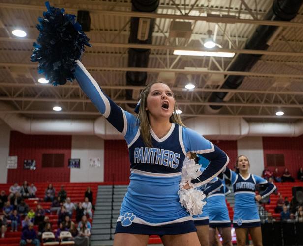 Cheerleading: Bull Run District Tournament | Photo | dnronline.com