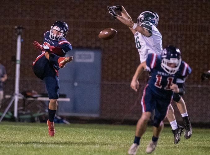 Broadway Football Beats Harrisonburg | Photo | dnronline.com
